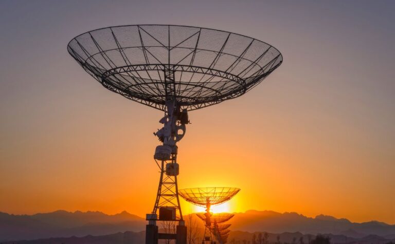 Connectivity - Goldtel PABX VOIP & IP telephones, LTE & Fibre